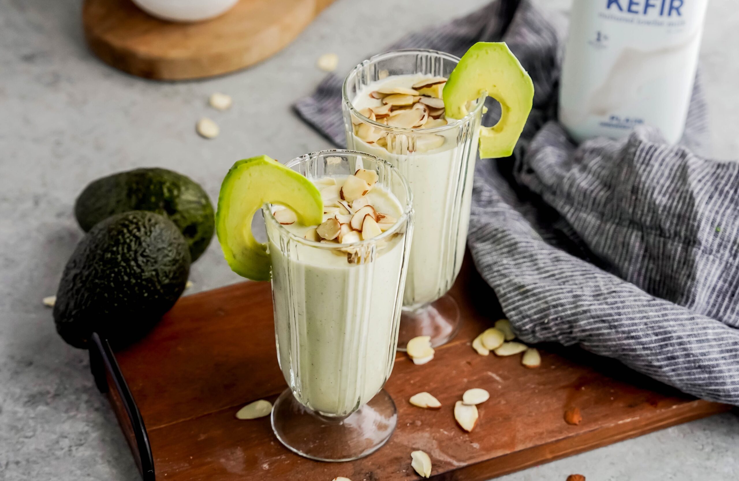 Avocado Almond Smoothie - Lifeway Kefir